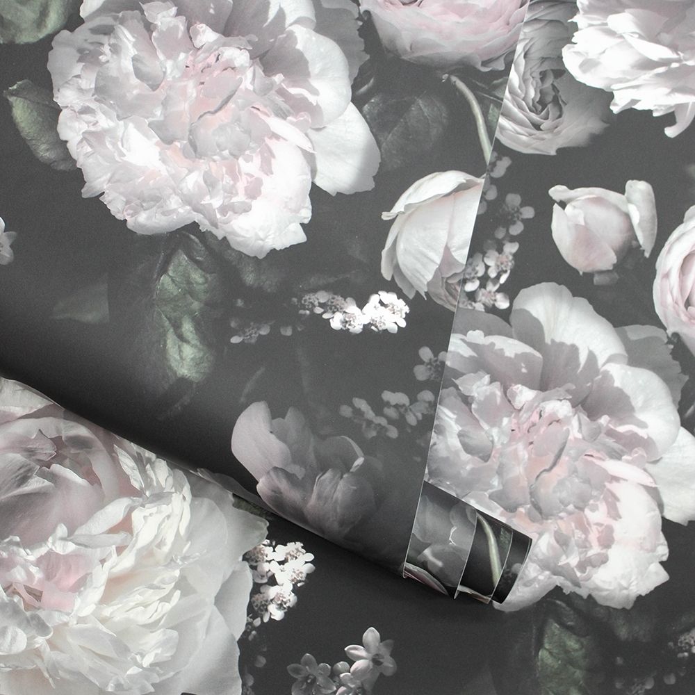 Moody Floral Peel & Stick Wallpaper – Derrick Details